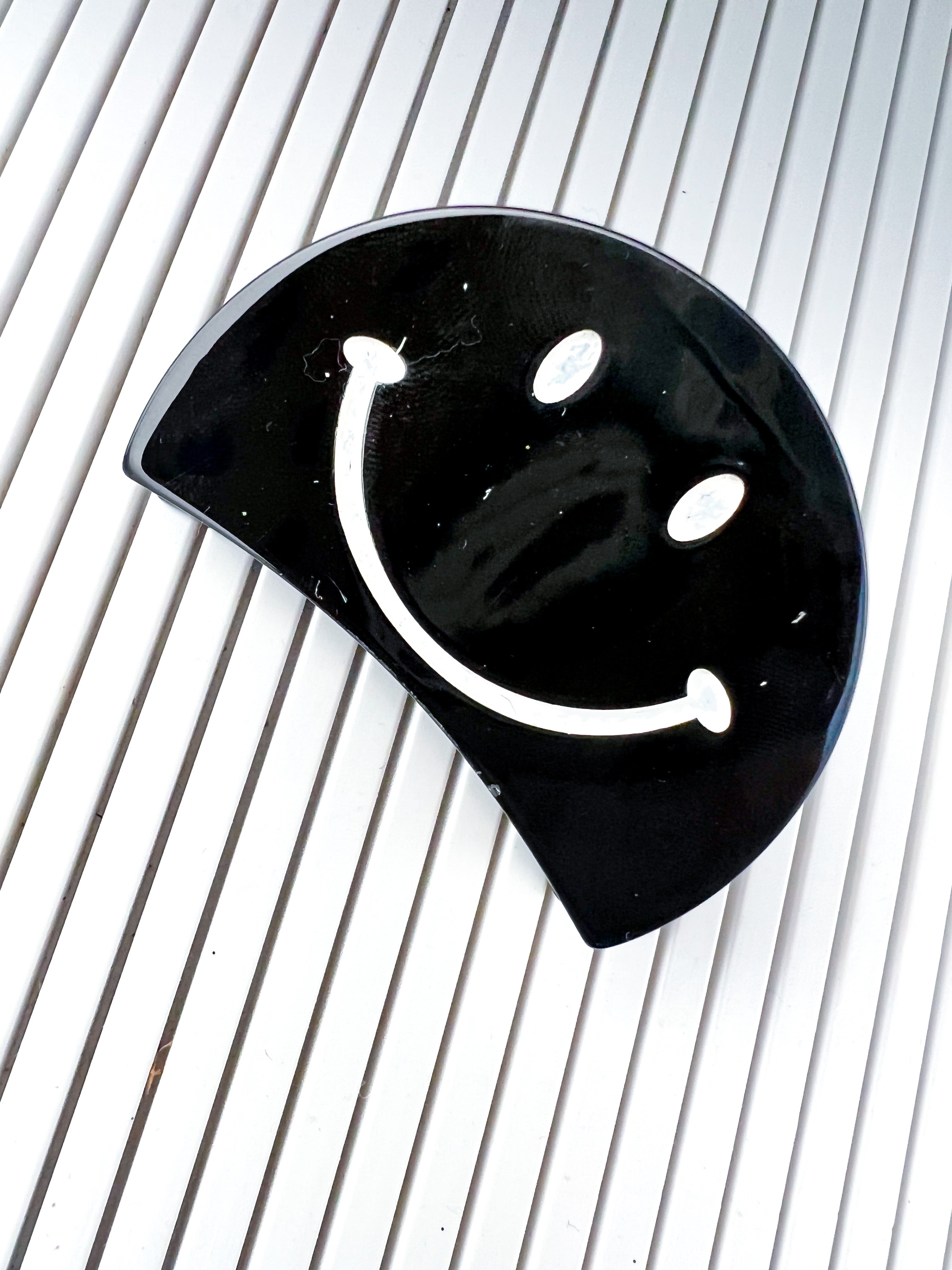 Black Smile Claw Clip